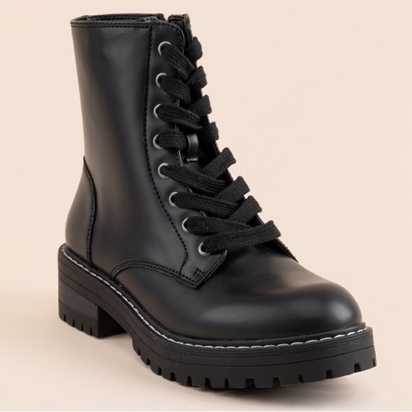Sugar | Shoes | Sugar Womens Size 1 M Kaedy Lace Up Combat Boots Black ...